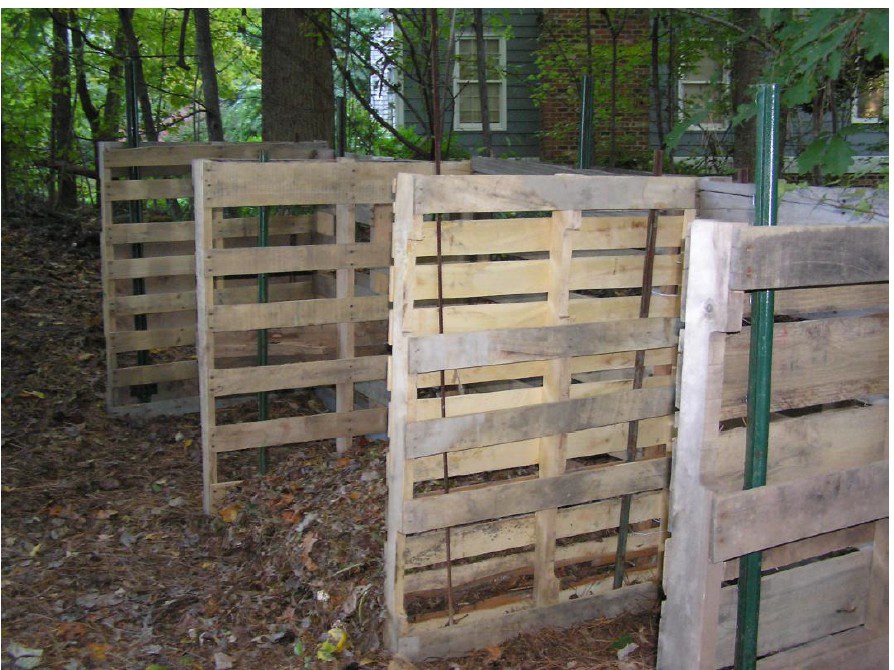 How to Build a Three-Bin Compost System Using Pallets